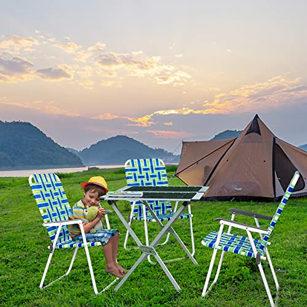 VINGLI Patio Lawn Webbed Folding Chairs Set of 2, Outdoor Beach Portable Camping Chair for Yard, Garden (Blue, Classic)