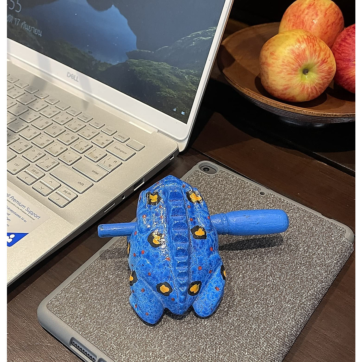 Cozinest 4" Wooden Frog Percussion Instrument Wood Frog Guiro Rasp Tone Block Thailand Handcraft Musical Lucky Frog Home Office Decoration Adorable Gift (Blue)