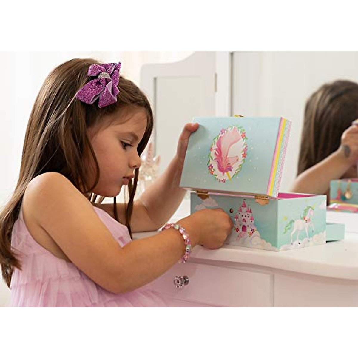 Jewelkeeper Girl's Musical Jewellery Storage Box with Pull-out Drawer, Rainbow Unicorn Design, The Unicorn Tune