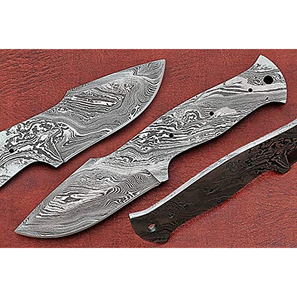8 inches Long Hand Forged Damascus Steel Clip Point Blank Blade Skinning Knife, 4" Scale Space with 3 Pins & an Inserting Hole Space 3.5 inches Cutting Edge