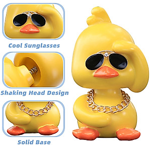 wonuu Shaking Duck Car Decorations Yellow Duck Cute Car Ornaments Cool Shaking Head Doll for Car Interior Decoration Ornament Accessories