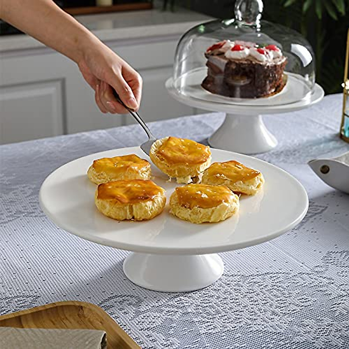 10-Inch Porcelain Cake Stand, Round Dessert Stand, Cake Stand for Dessert Table, White Round Ceramic Dessert Display Stands Cupcake Holder, Cupcake Stand for Wedding, Birthday Party, Baby Shower