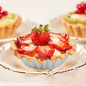 HQdeal 30 Packs Egg Tart Molds, Mini Aluminum Cake Muffin Moulds Tins Pans, Non-Stick Cupcake Cake Moulds, Pudding Moulds, Baking Cookie Moulds, Kitchen Resuable Baking Tools(Silver)