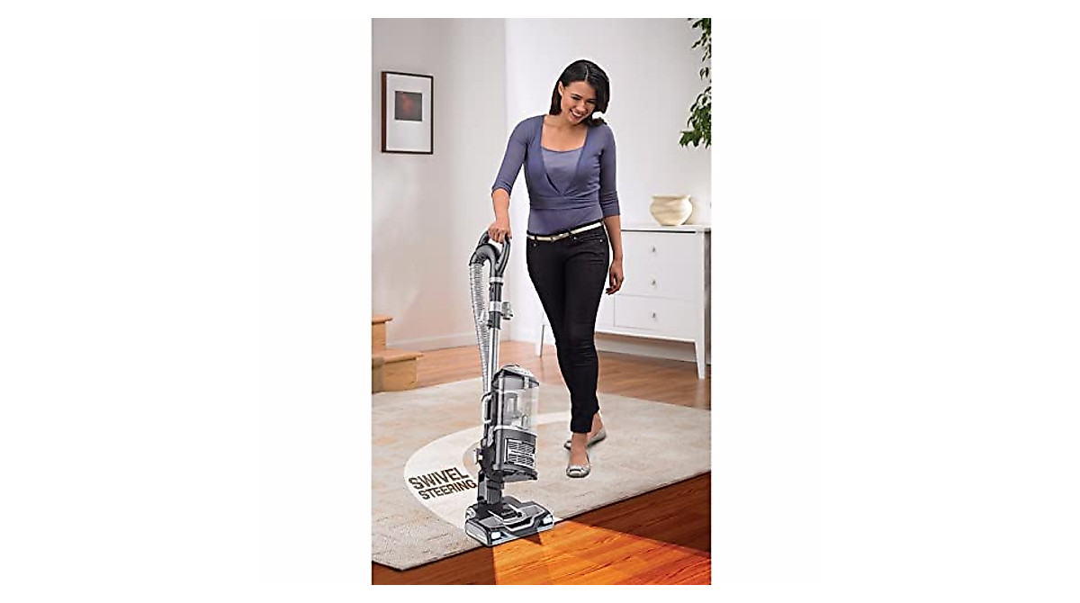 Shark UV540 Lift-Away Vacuum - Renewed | Pet & Allergens
