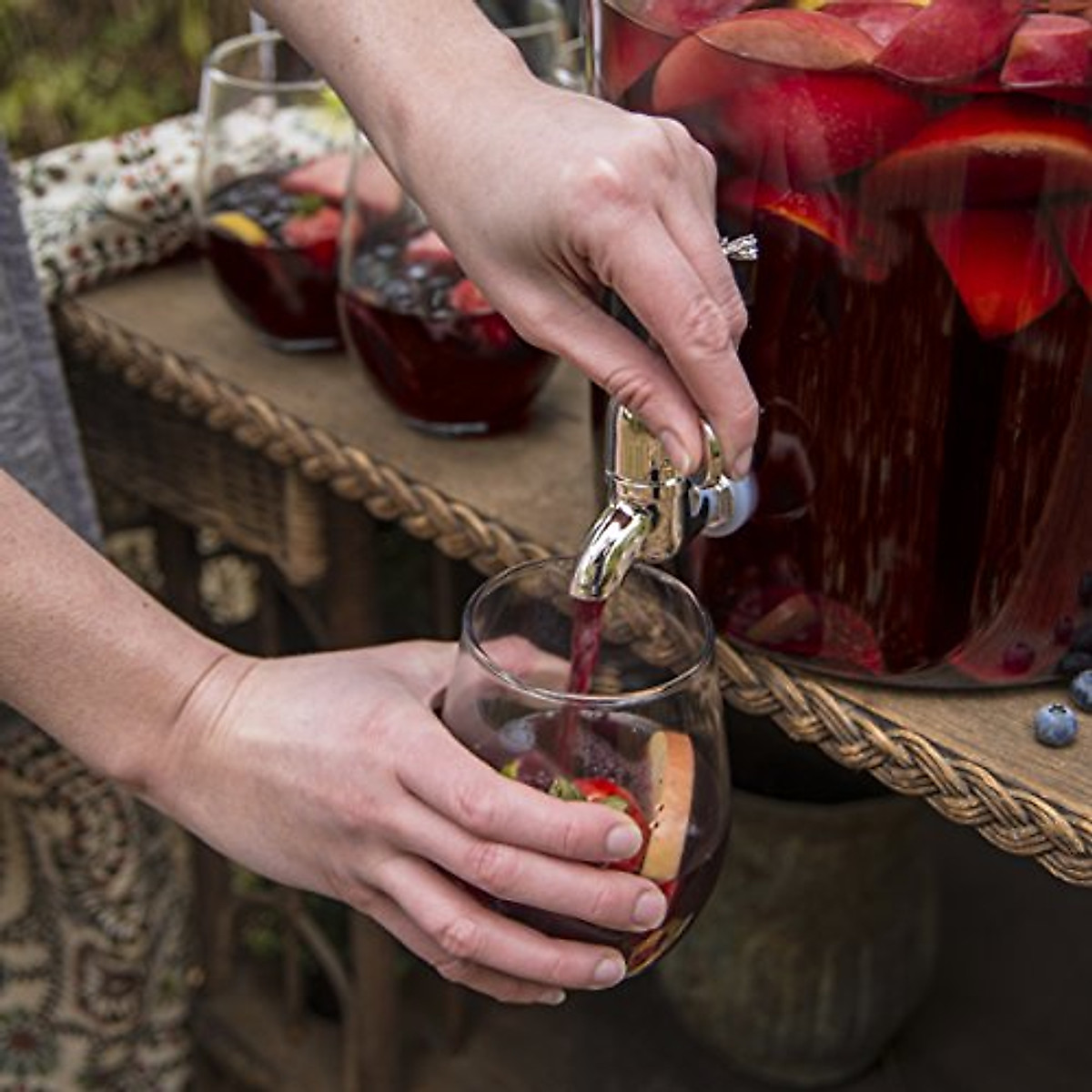 Anchor Hocking 2 Gallon Heritage Hill Beverage Dispenser with Lid (2 piece, all glass, dishwasher safe)