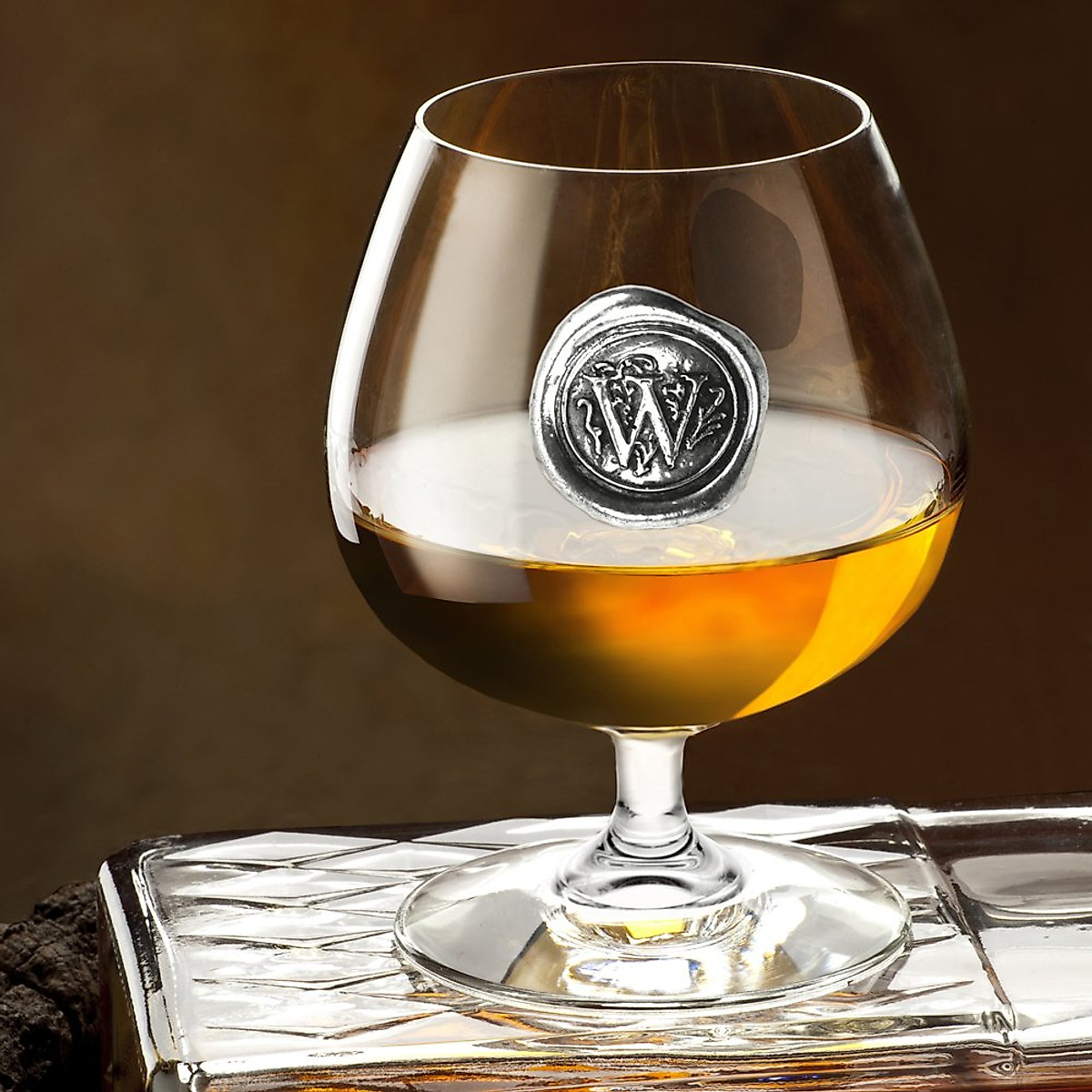 English Pewter Company 14.5oz Brandy Cognac Snifter Glass With Monogram Initial - Personalized Gift With Your Choice of Initial (W) [MON223]