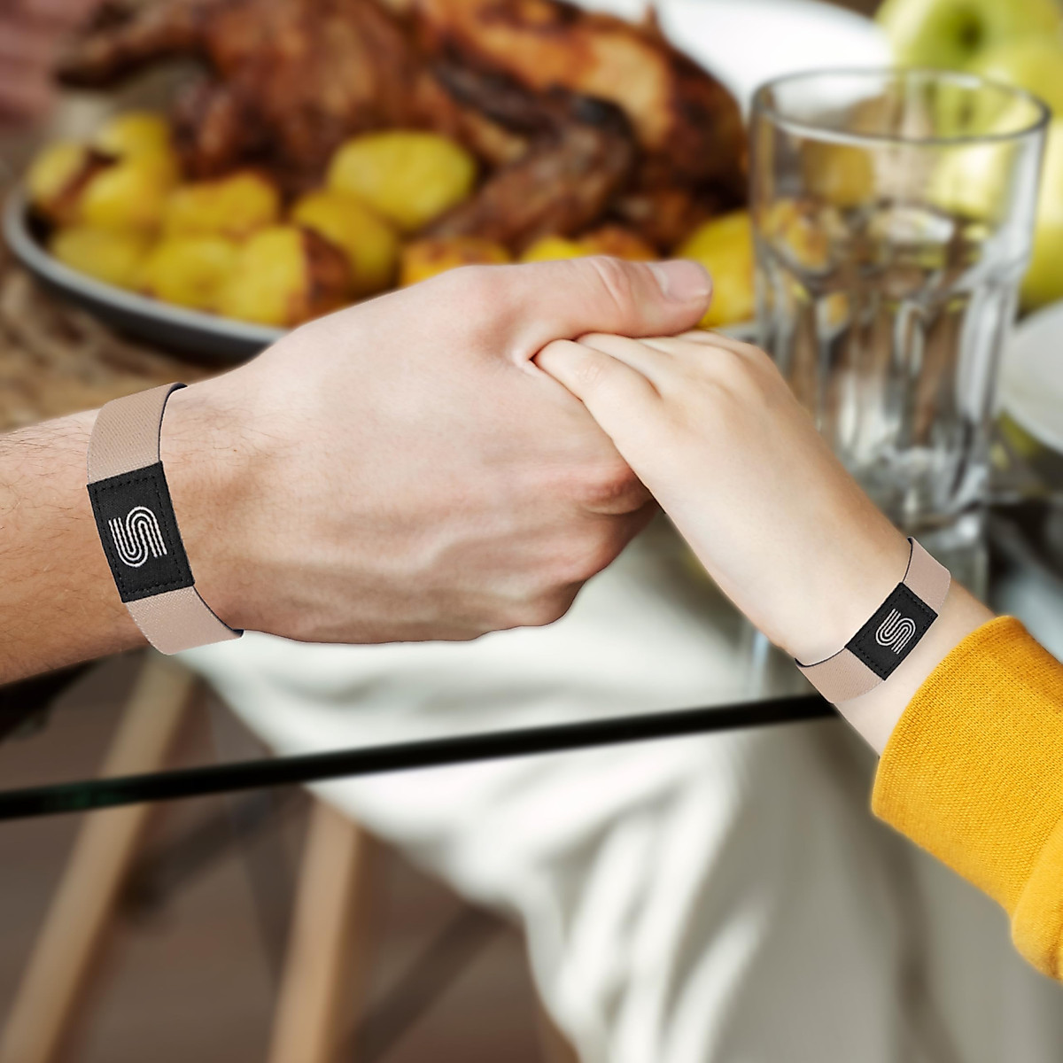 Daily Bible Verse Bracelet Scan Mothers Day Gift For Mom, Scripture Wristband Scan Phone For Prayer, God Is Greater Than The Highs And Lows Jesus Faith Christian Devotional God Band (Beige)