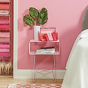 mDesign Modern Industrial Side Table with Storage Shelf, 2-Tier Metal Minimal End Table, Metallic Caged Grid - Accent Furniture for Living Room, Bedroom, Office, Dorm, Concerto Collection, Light Pink