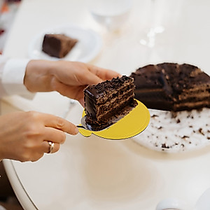 Spec101 Mini Round Cake Boards Bulk 100pk - 3.5 Inch Cake Drum Round Gold Cardboard Base Plates for Individual Serving