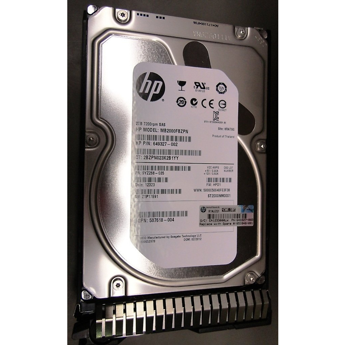 HP 653948-001 2TB hot-plug dual-port SAS hard disk drive - 7,200 RPM, 6Gb/sec transfer rate, 3.5-inch large form factor (LFF), Midline, SmartDrive Carrier (SC) - Not for use in MSA products