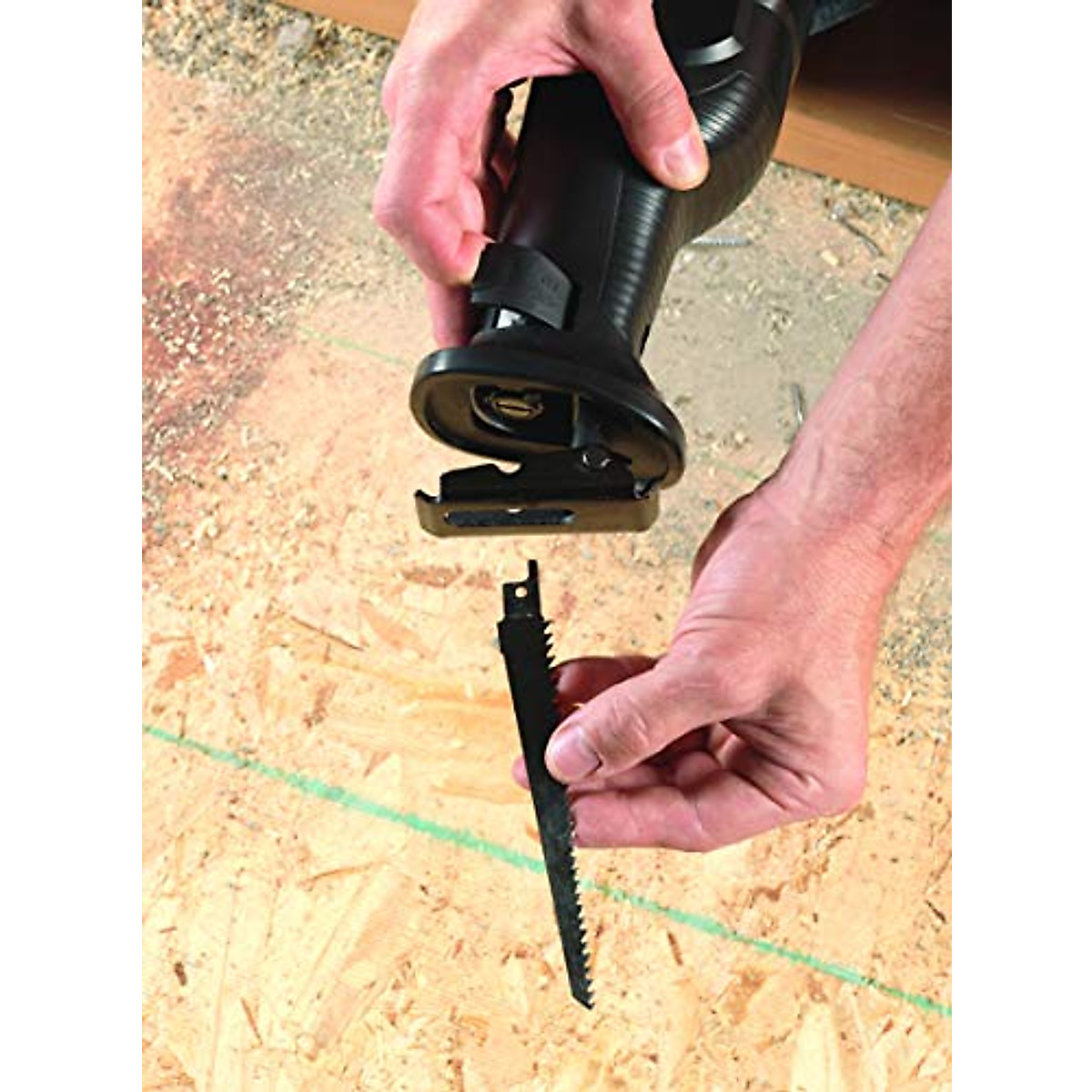 SKIL 9216-01 9 Amp Reciprocating Saw,Red