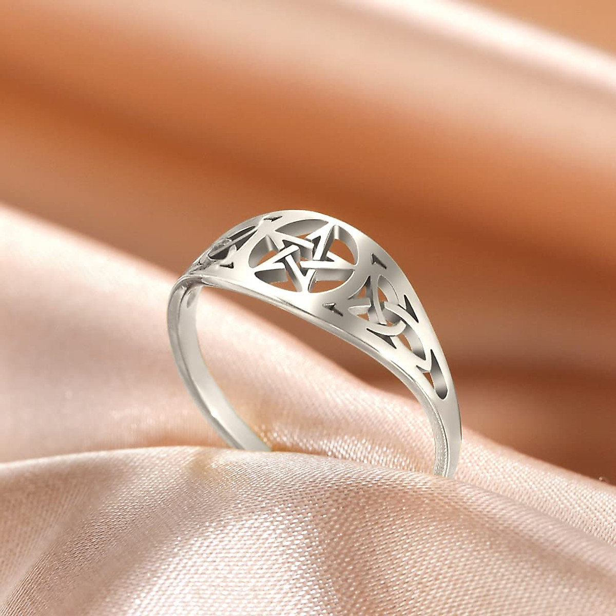 Dreamtimes Irish Knot Celtics Star Ring for Women Supernatural Pentagram Wicca Amulet Couple Rings Hamsa Fatima Hand Ring Vintage Religion Amulet Stainless Steel Jewelry Gifts (Knot Celtic, 20MM)