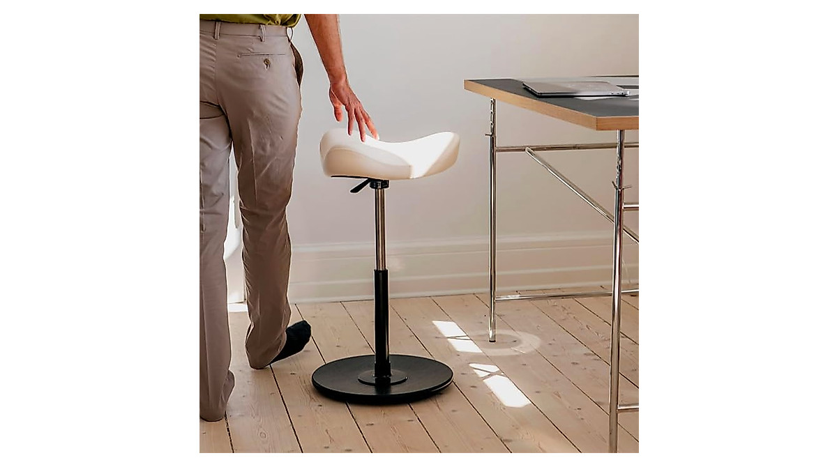 Varier Move Tilting Saddle Stool - Elevate Your Comfort