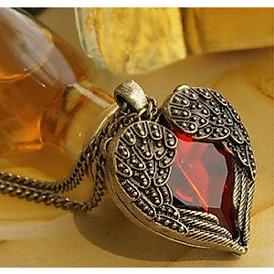 Nattaphol 2018 Selling Fashion Pendant Every Heart Card Necklace Vintage red Wing Crystal Heart Pendant Necklaces Womens jewelery