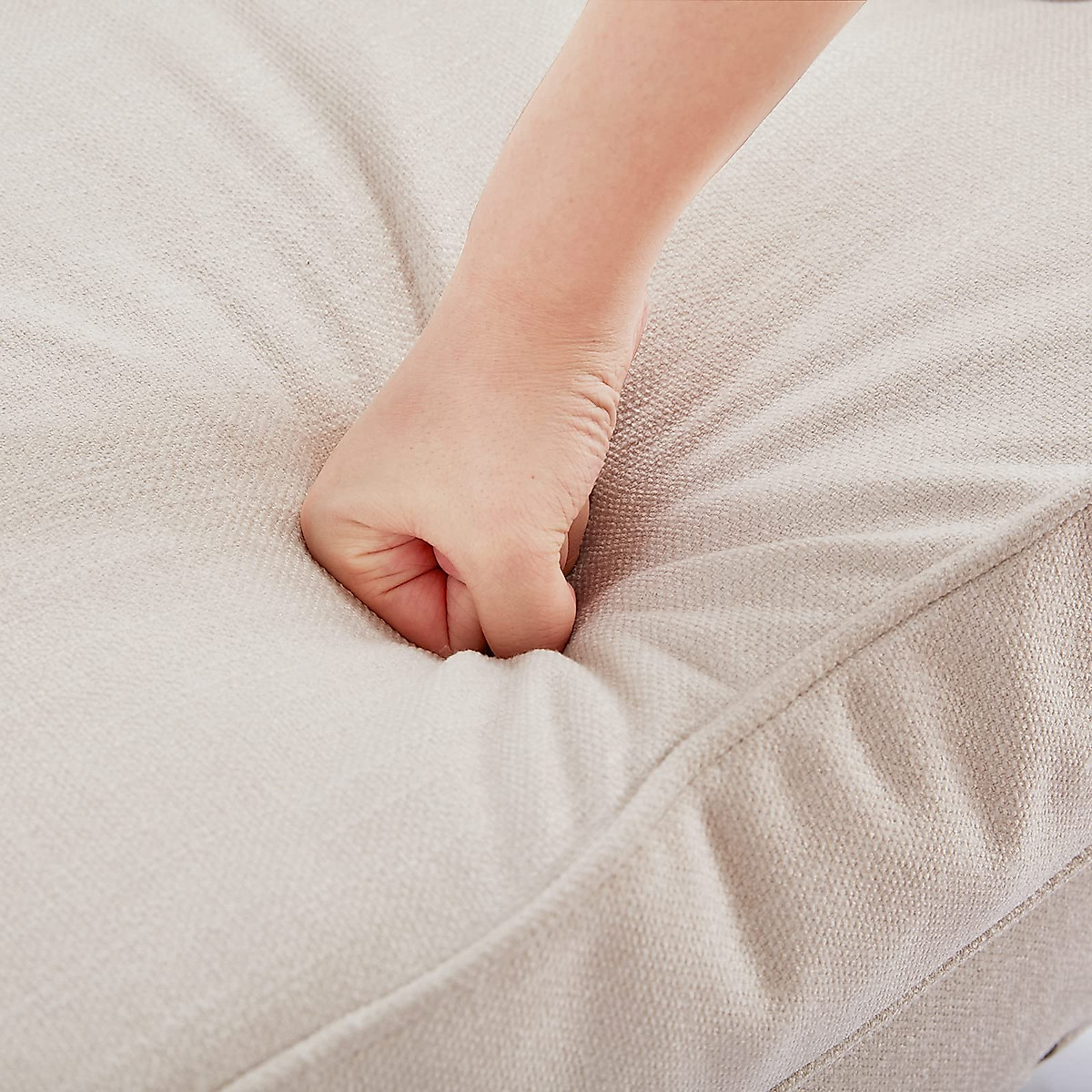 HUIMO Tufted Club Chair,Accent Chair with Lumbar Pillow, Upholstered Button Armchair, Linen Fabric Sofa Chairs for Bedroom, Living Room, Mid Century Modern with Studded Reading Chair Beige