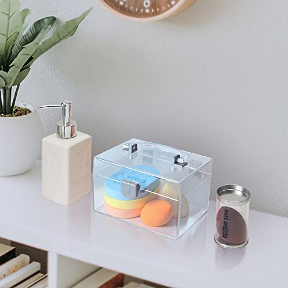 KIRIYUUKI Plastic Square Storage Bin-Cabinet,Plastic Box Gift Box Portable Vanity Organizer with Secure Lid and Handle (1 Clear Box)