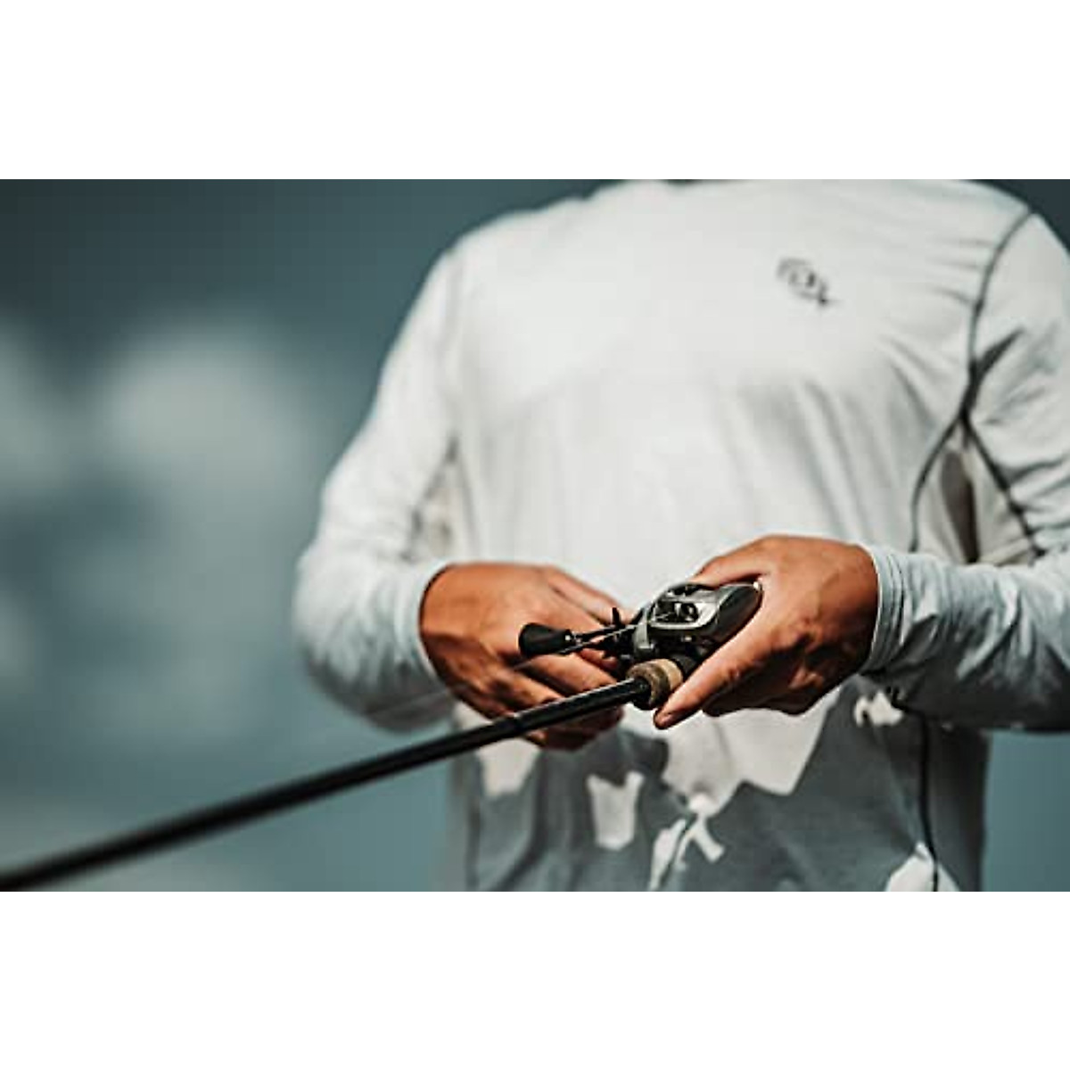 13 FISHING - Inception Slide Baitcast Reel - 8.1:1 Gear Ratio - Left Hand Retrieve (Fresh+Salt) - INSLD2-8.1-LH, Gray