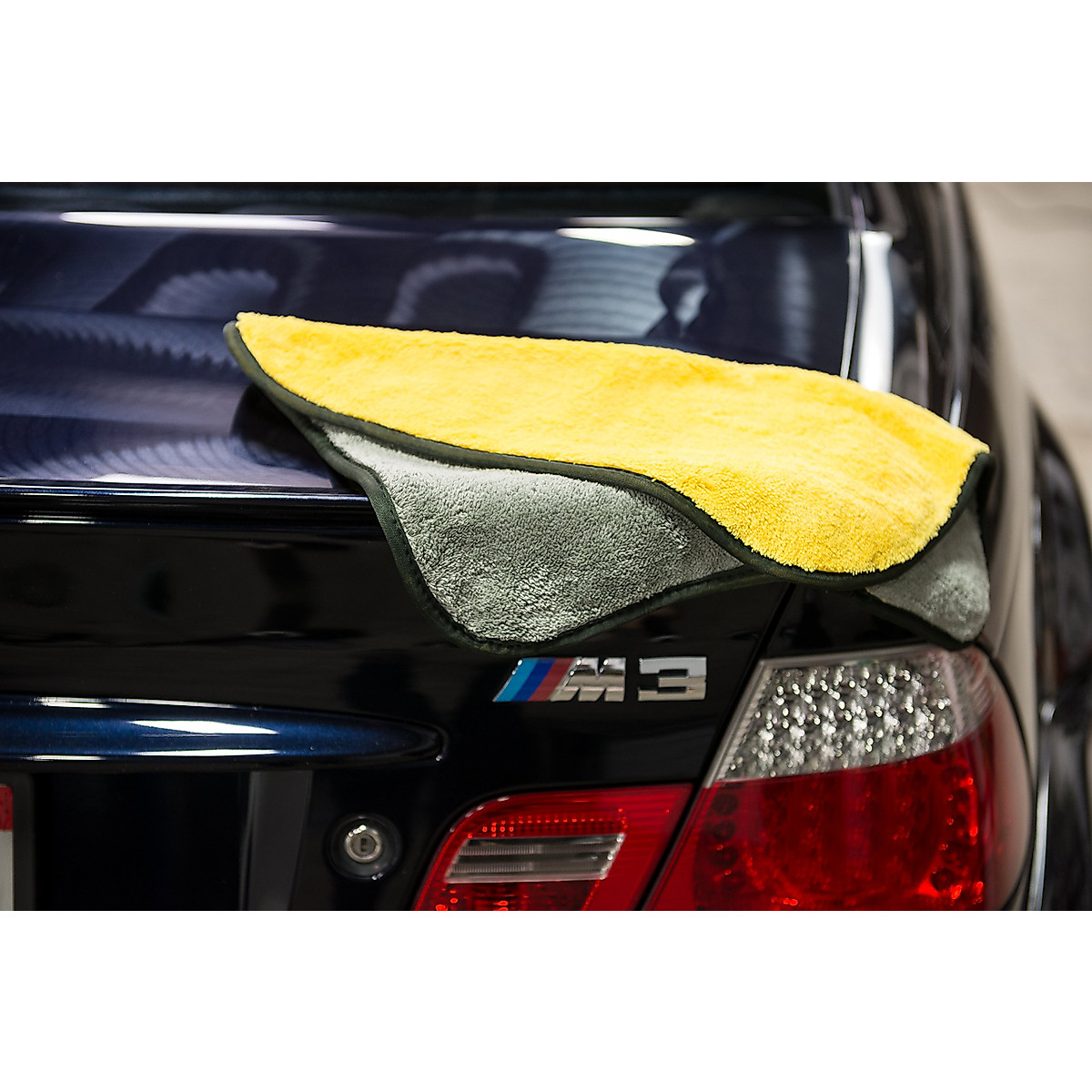 Chemical Guys MIC_1001 Microfiber Max 2-Faced Soft Touch Towel for Auto, Home, Kids, Pets & More (16 in. x 16 in.)