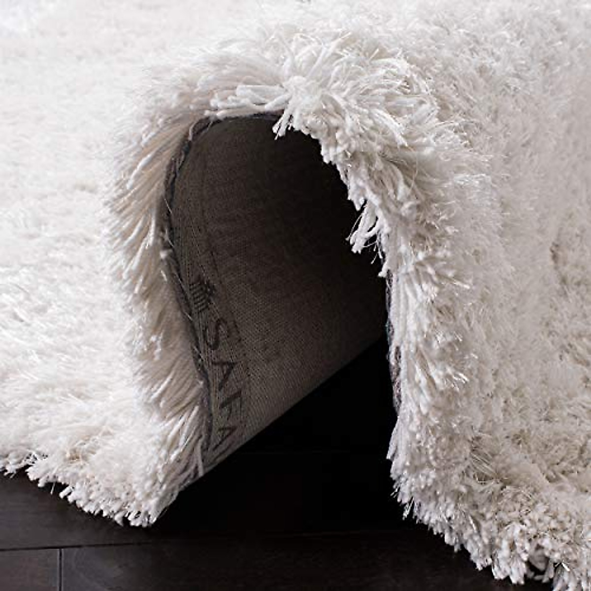 Safavieh Atlantic Shag Collection 8' x 10' Ivory ATG101A Handmade Solid 1.2-inch Thick Area Rug