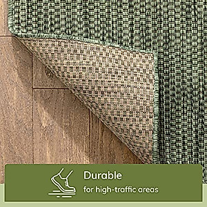 Well Woven Medusa Leif Green Nordic Geometric Pattern Indoor/Outdoor Flatweave 5'3" x 7'3" Area Rug