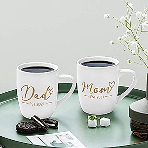 Mom and Dad Mug Set Est 2021, New Mom and Dad Gifts, New Parents Gifts, Mom and Dad Gift Set for New and Expecting Parents to Be, New Pregnancy Announcement Gifts, Gold Printed 12Oz White