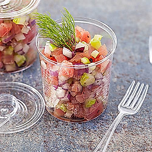 Restaurantware 4 oz Round Clear Plastic Tin Can - with Lid - 2 1/2" x 2 1/2" x 2 3/4" - 20 count box