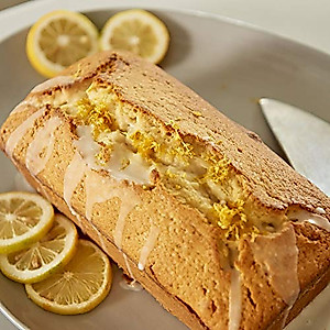 Village Candle Lemon Pound Cake 16 oz Glass Jar Scented Candle, Medium