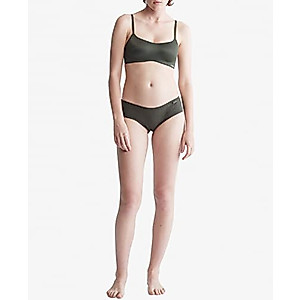 Calvin Klein Women's Liquid Touch Lightly Lined Scoop Neck Bra, Money Tree, 36B