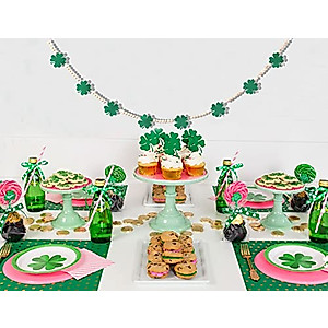 St Patrick’s Day Banner - Shamrock Wooden Beads for Home Decor, Felt Green Lucky Clover Banner with Wooden Beads, Shamrock Banner, Clover Garland, For St Patrick’s Day Spring Wedding Shower Decoration