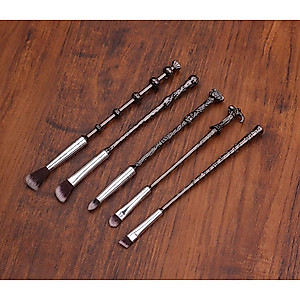 Gifts Wi-zard Wand Makeup Brushes 5 PCS Makeup Brush Set for Foundation Blending Blush Concealer Eyebrow Face Powder