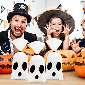 JarThenaAMCS 100Pcs Halloween Cellophane Treat Bags with Twist Ties Ghost Face Party Gift Bags Plastic Candy Goodie Bags for Snacks Cookies Packing Supplies