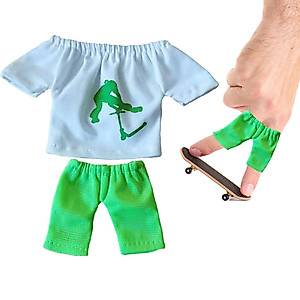 Chenfly Mini Finger Clothes for Fingerboarding - Mini Fingertip Movement Party Favors Interactive Toys for Kids Children Boys Girls - Pants T-Shirt Set for Scooter Skateboards Accessories, Green