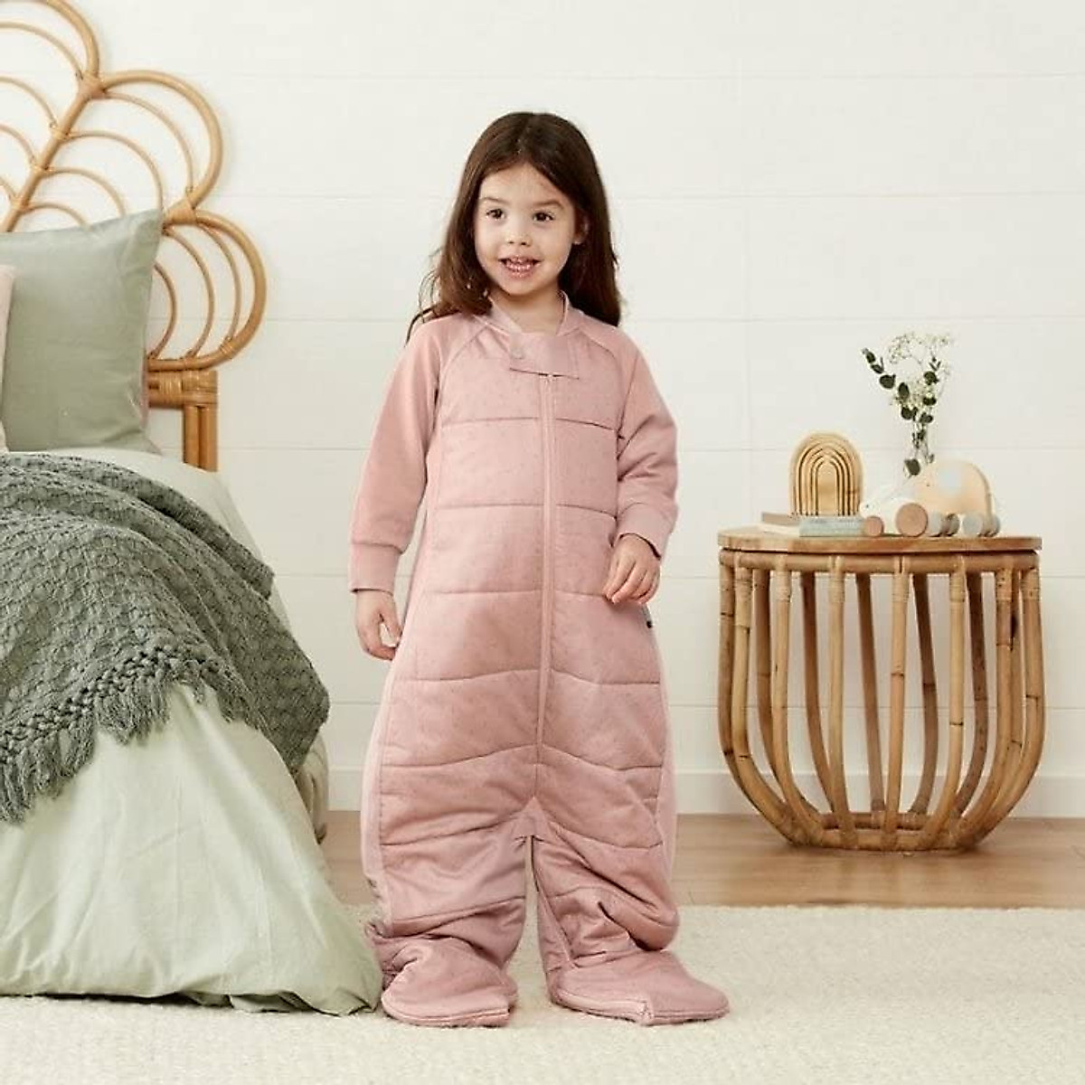 ergoPouch Baby Sleep Sack 2.5 TOG, Organic Cotton Sleep Suit, Cozy Transition from Swaddle, Ideal for Nighttime Temperature Control, Unisex (3-12 Months, Berries)