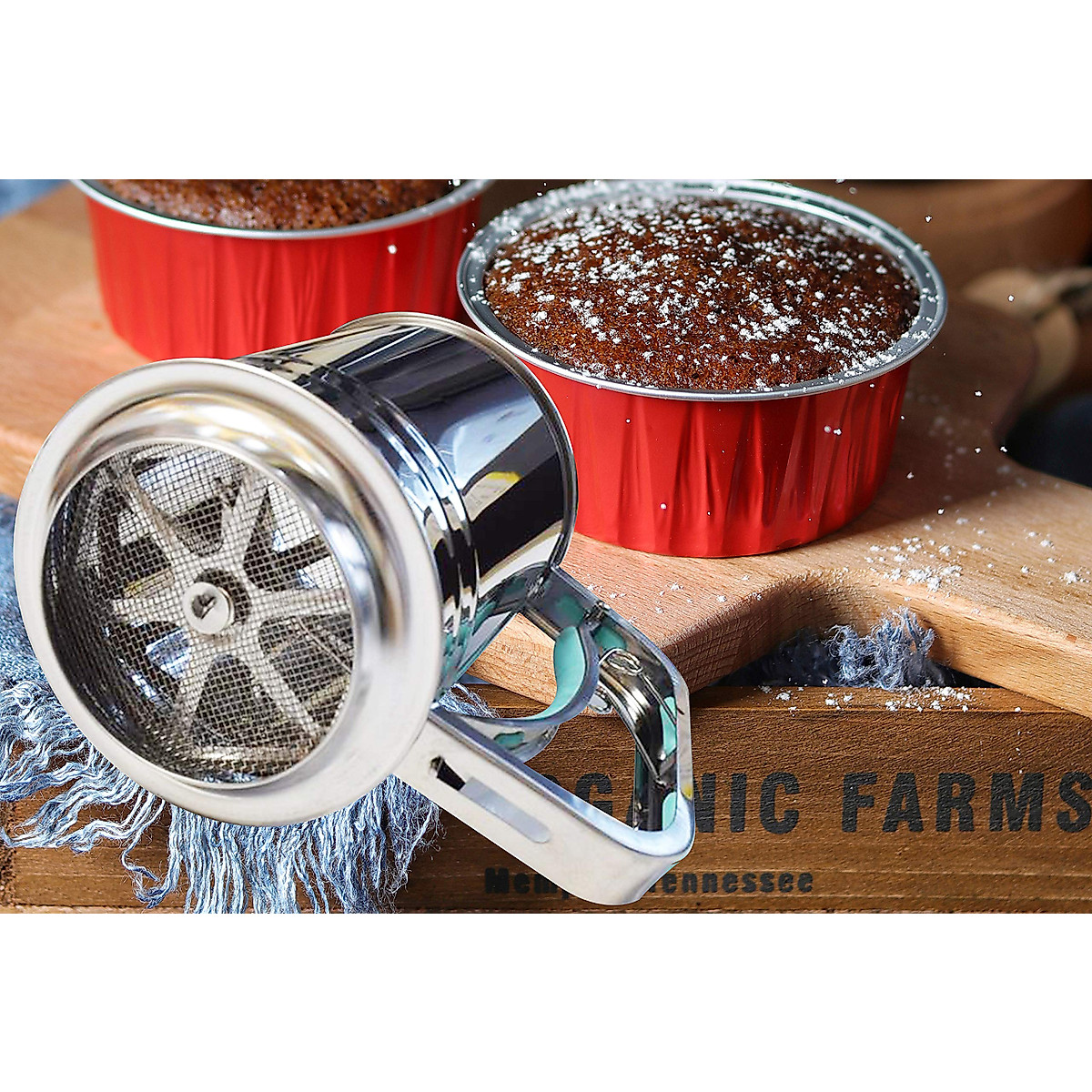 3-Cup Stainless Steel Flour Sifter,Squeeze Sifter for Baking with Compatable Silicone Handle (Green)