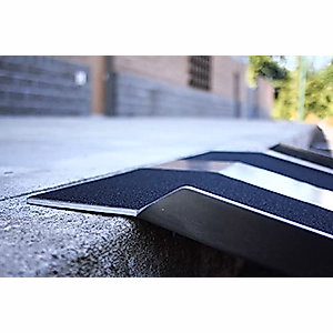 EZ-ACCESS Traverse Curb Plate, 27.04" L x 27.36" W