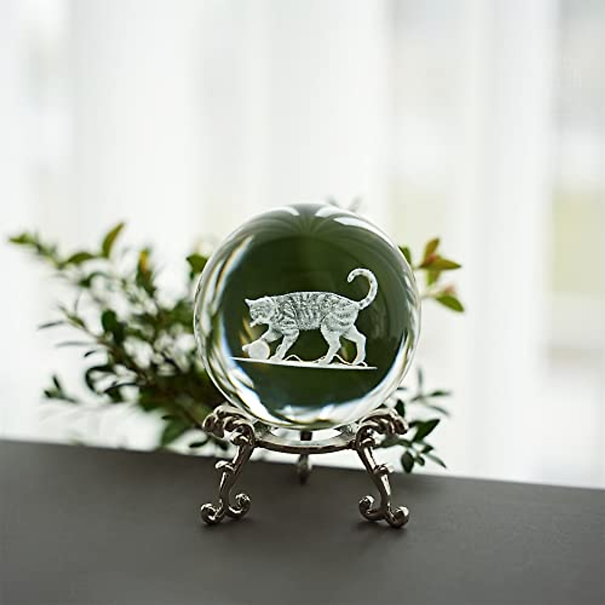 HDCRYSTALGIFTS 3D Crystal Ball with Silver-Plated Flowering Stand 2.4inch Laser Engraved Crystal Decorative Ball Glass Sphere for Home Decor Gift (Cat and String)