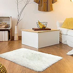 YJ.GWL White Faux Fur Rug for Bedroom, Luxury Fluffy Sheepskin Rugs Bedside Rug 2 x 3 Feet, Furry Carpet Small Shag Bedroom Rug, Soft Throw Rugs for Living Room, Kids Boys Girls Room Decor