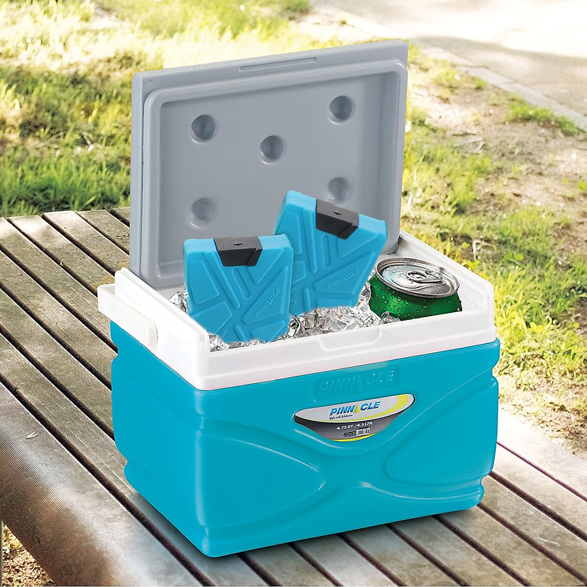 Pinnacle Ice Blocks for Cooler Set of 2, 20oz, Blue, Reusable, Leak-Free, Long Lasting, Non-BPA, Food Safe