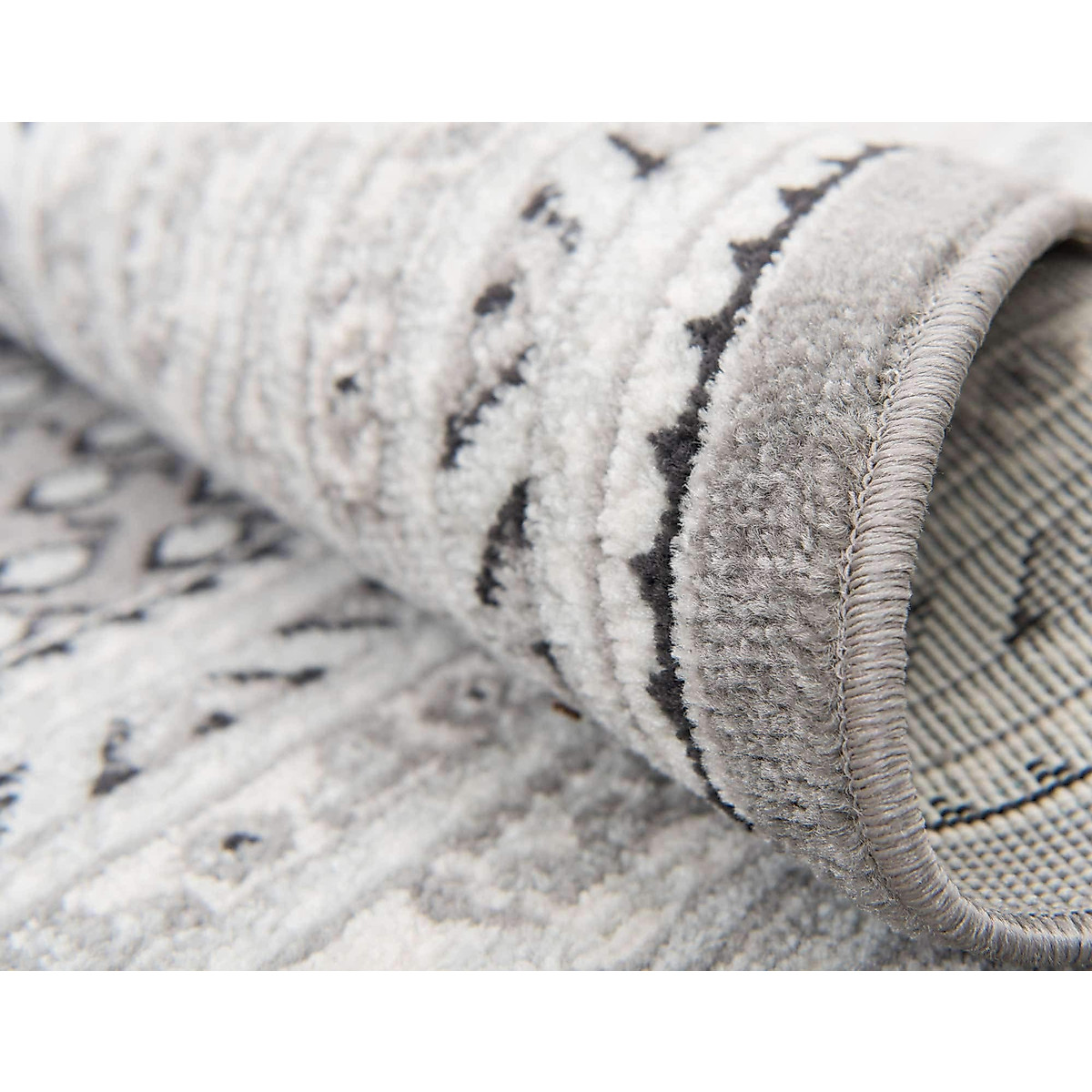 Unique Loom Williamsburg Collection Traditional Border with Dotted Center Area Rug, 5' 3" x 8' Rectangle, Gray/Black