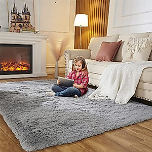 Area Rugs for Bedroom Living Room, 5ft x 7ft Light Gray Fluffy Carpet for Teens Room, Shaggy Throw Rug Clearance for Nursery Room, Fuzzy Plush Rug for Dorm