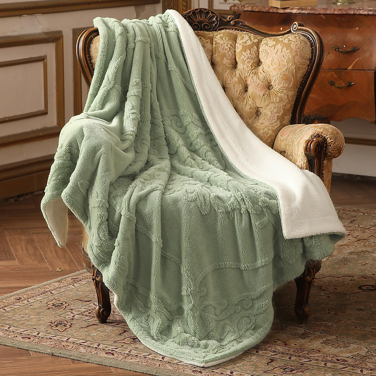 Amélie Home Sherpa Throw Blanket for Couch, Damask 3D Jacquard Pattern and Soft Teddy Sherpa Reverse, Decorative Fleece Thick Warm Blanket for Sofa Bed (Sage Green, 50 x 60'')