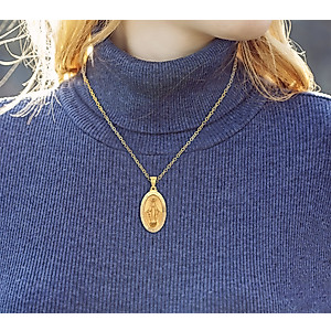 US Jewels Ladies 26mm 14K Yellow Gold Virgin Mary Hollow Oval Polished Pendant