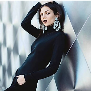 FC Carino Victoria Justice - 24X36 Poster FCA #FCA1395161