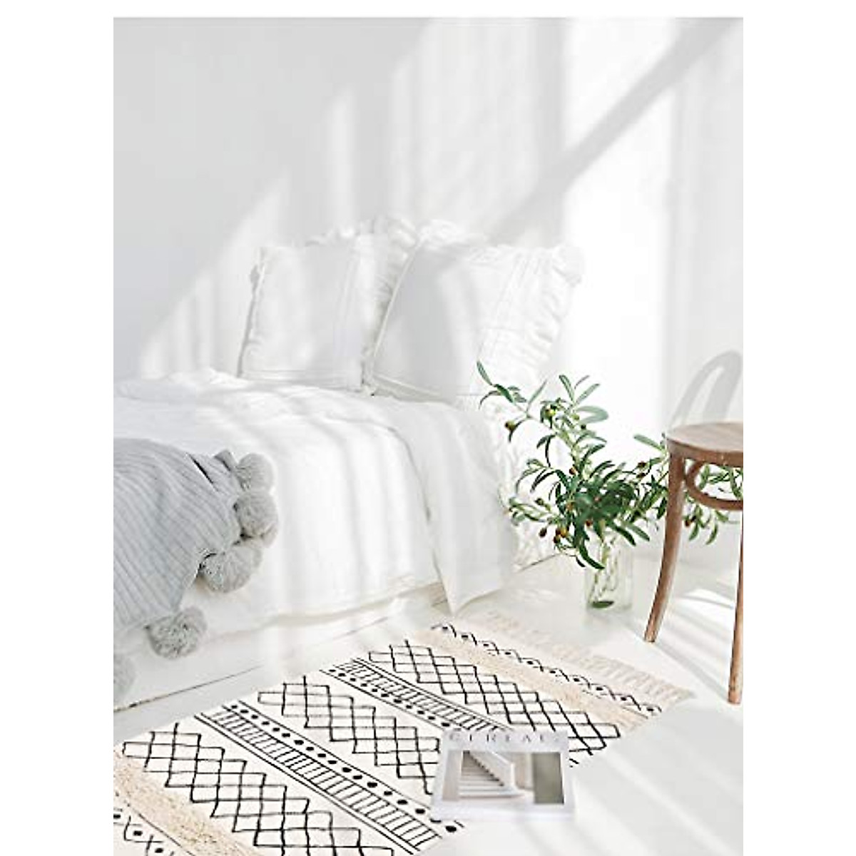 SHACOS Tufted Cotton Area Rugs Set of 2 Woven Cotton Rug Runner Set with Tassels Washable Boho Farmhouse Throw Rug for Kitchen Bathroom Bedroom Laundry Room (2x3'+2x4'4", Tufted Geometric)