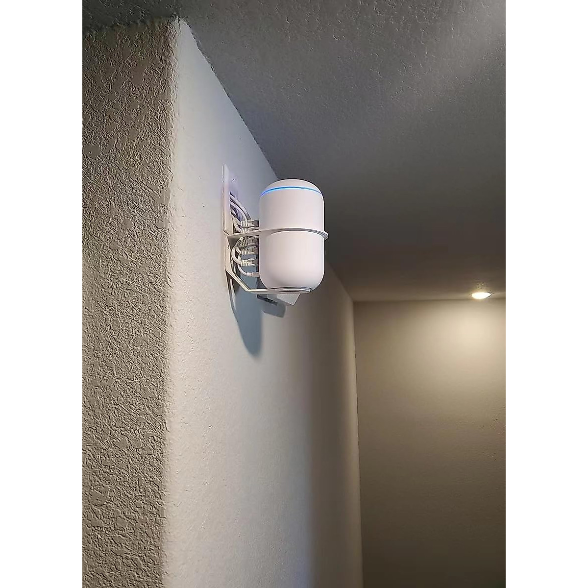 Ubiquiti UniFi Dream Router Wall Mount Bracket Sturdy Metal Made Unifi Dream Machine Wall Mount Compatible with Ubiquiti UniFi Dream Machine UDM-US WiFi Router