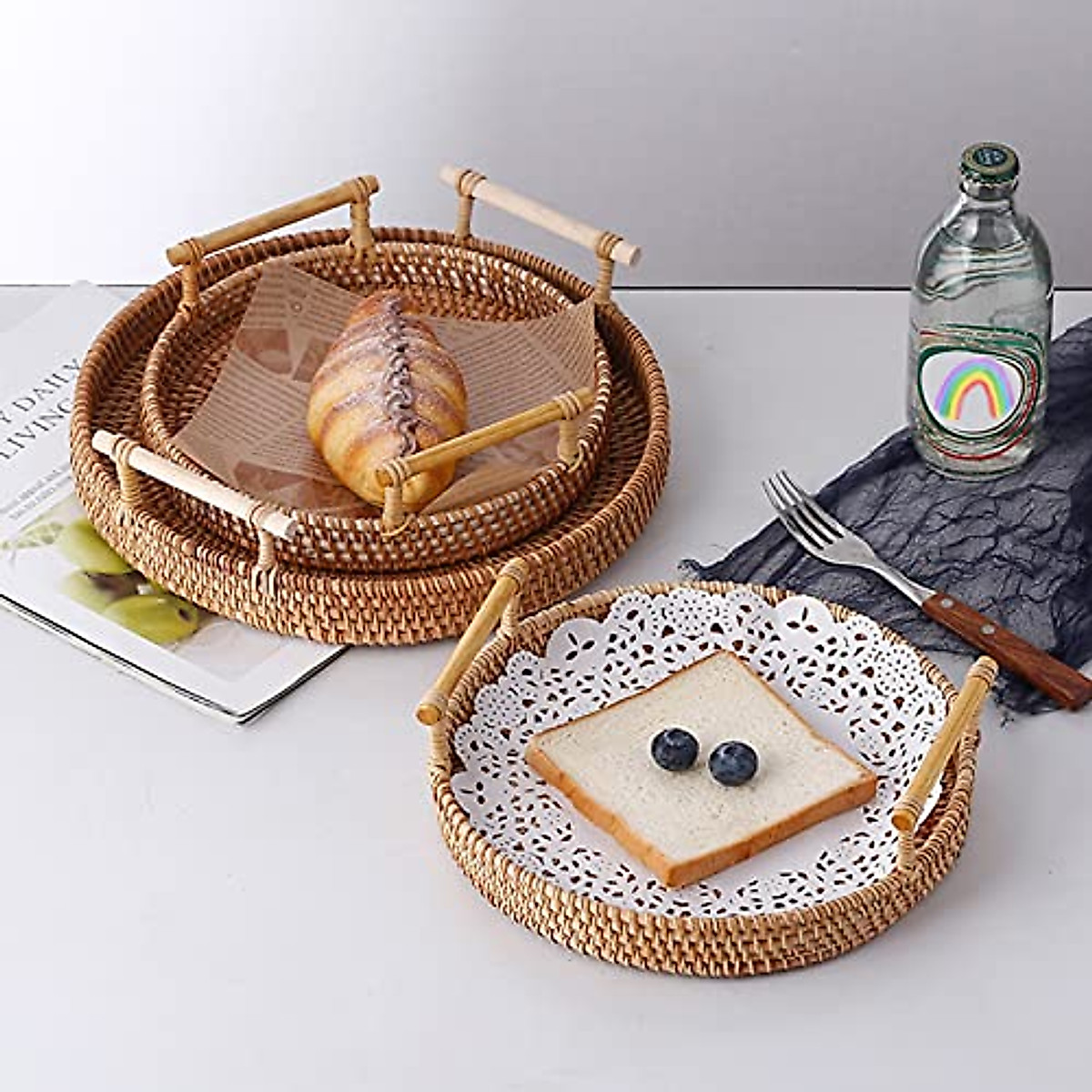 Dicunoy 3 Pack Rattan Basket Tray, Round Wicker Serving Baskets with Handles for Bread, Coffee Table, Decorative Woven Serving Tray for Vegetable, Snack (10", 9", 8")