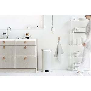 Brabantia New Icon Step Trash Can (8 Gal / White) Soft Closing Kitchen Garbage/Recycling Can with Removable Bucket