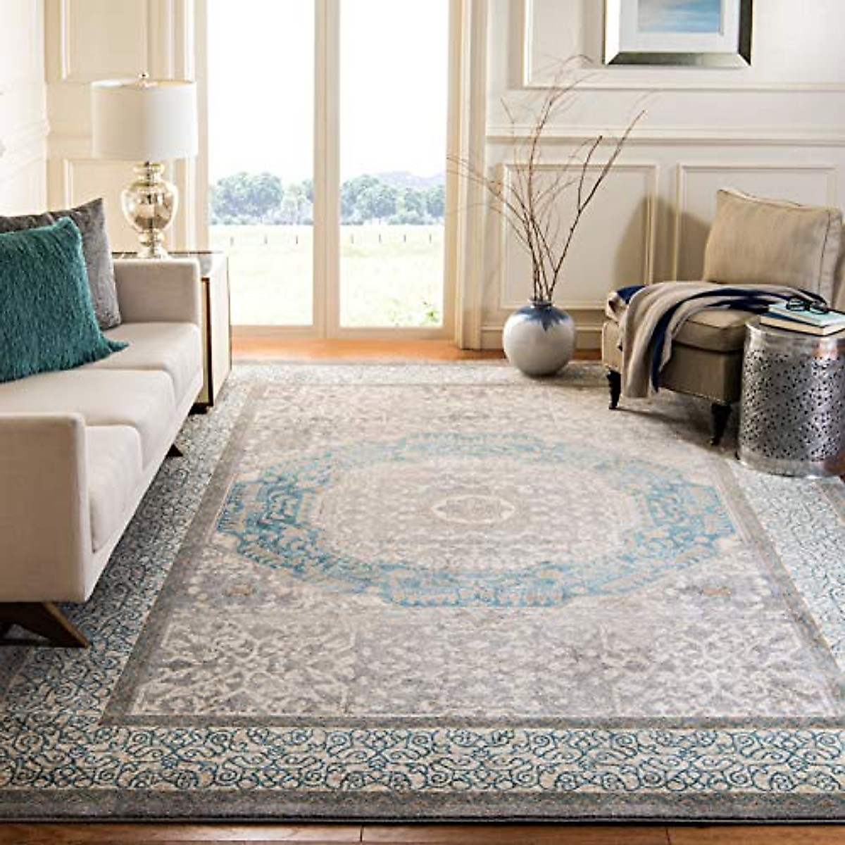 SAFAVIEH Sofia Collection 6'7" Square Light Grey/Blue SOF365A Vintage Oriental Distressed Non-Shedding Living Room Bedroom Dining Home Office Area Rug