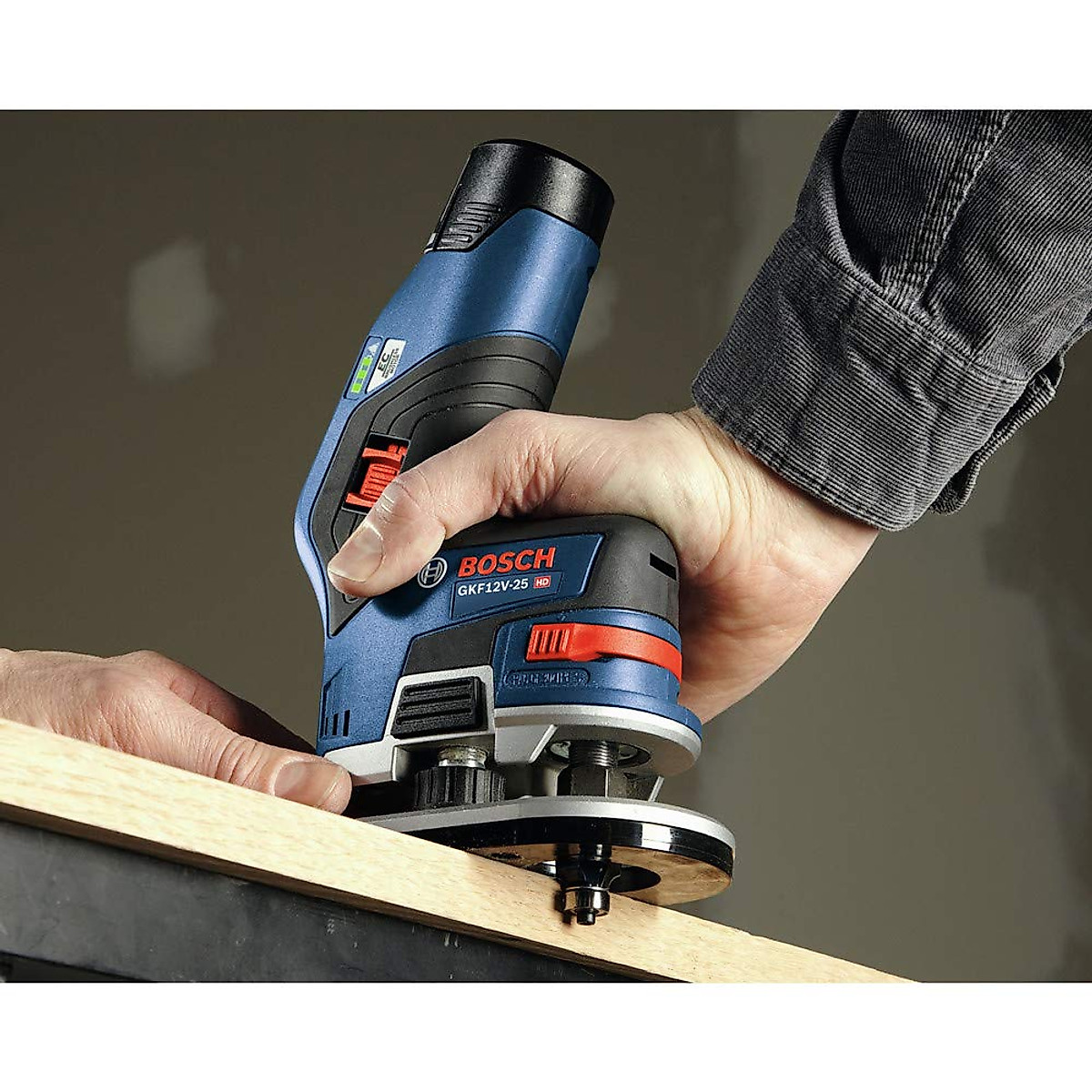 Bosch GKF12V-25N-RT 12V Max Brushless Lithium-Ion 1/4 in. Cordless Palm Edge Router (Tool Only) (Renewed)
