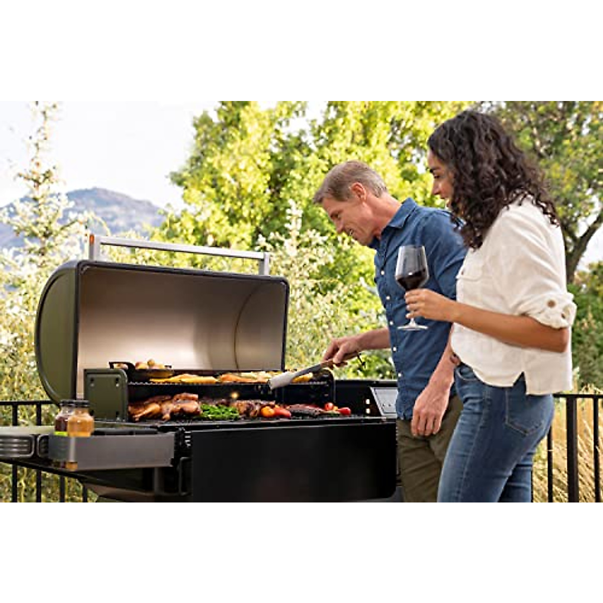 Traeger Ironwood XL Wood Pellet Grill and Smoker with WiFi and App Connectivity,Black
